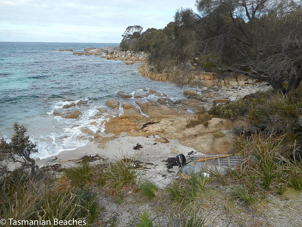 Sloop Reef Cove – Tasmanian Beaches: Exploring the Coast on Foot, by ...